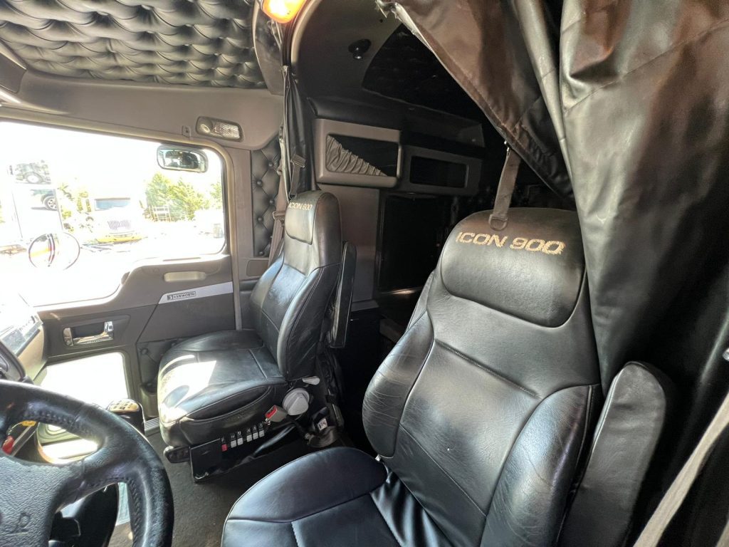 2016 Kenworth ICON W900 – Nationwide Auctions