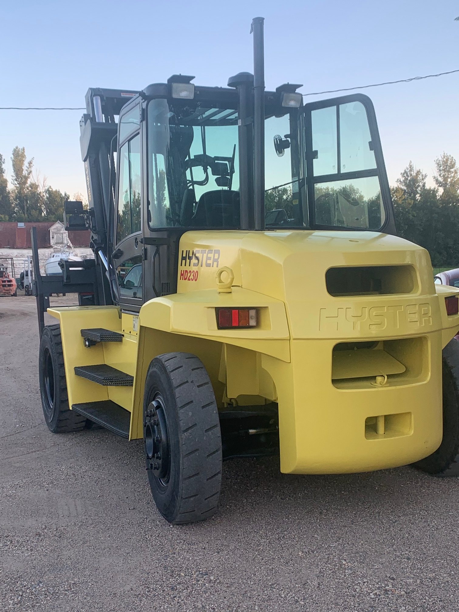 2003 Hyster H230HD – Nationwide Auctions