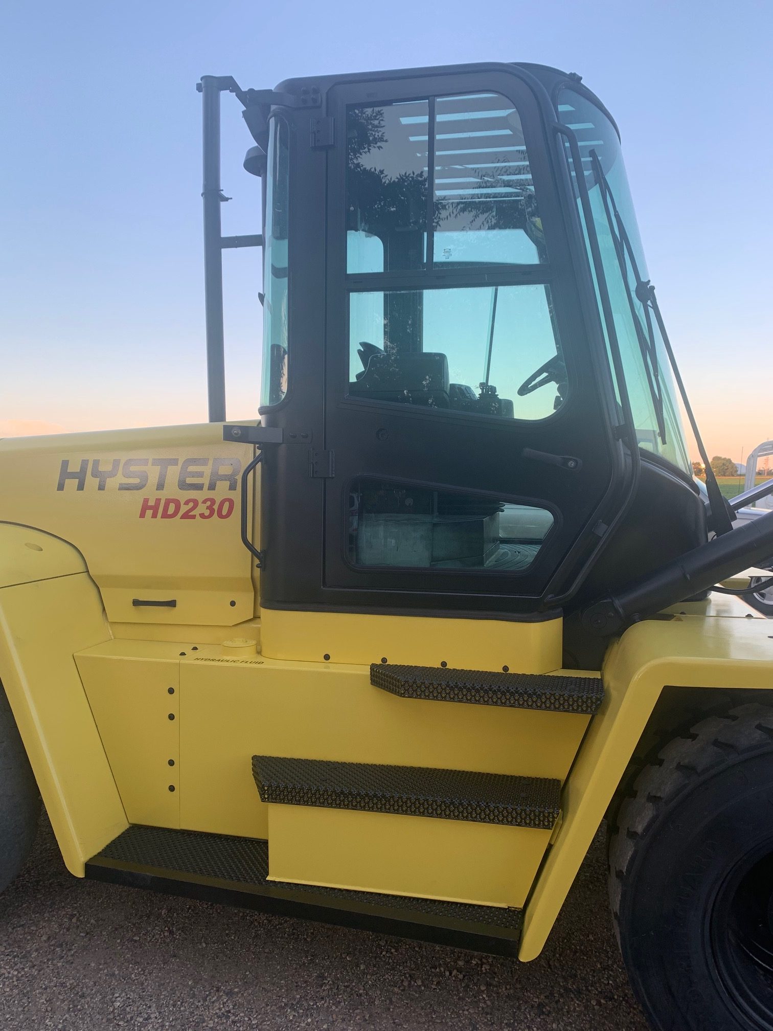 2003 Hyster H230HD – Nationwide Auctions